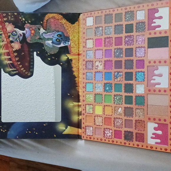 ultramo | Makeup | The God Of Memory Ultramo Pallette | Poshmark